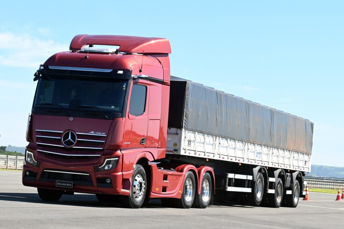 Banco Mercedes-Benz anuncia campanhas de financiamento especiais para ...